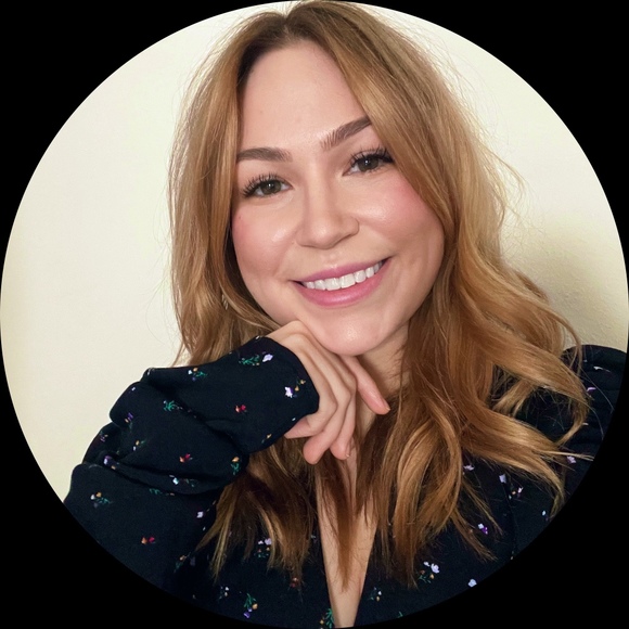 Melanie's Closet (@melanie_r08) | Poshmark